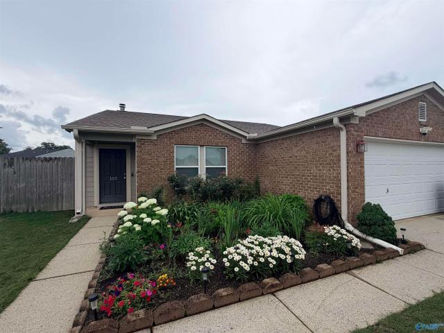 103 Coach Glen Drive