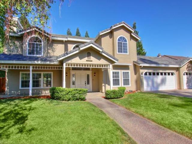 103 Copper Creek Dr, Folsom, CA 95630