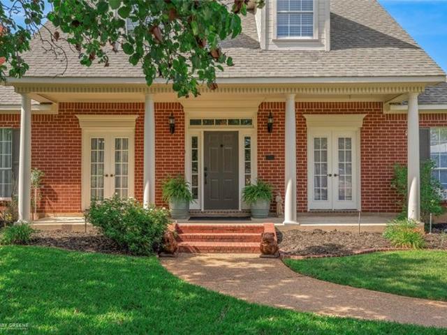 103 Cambridge Cir, Bossier City, LA 71111