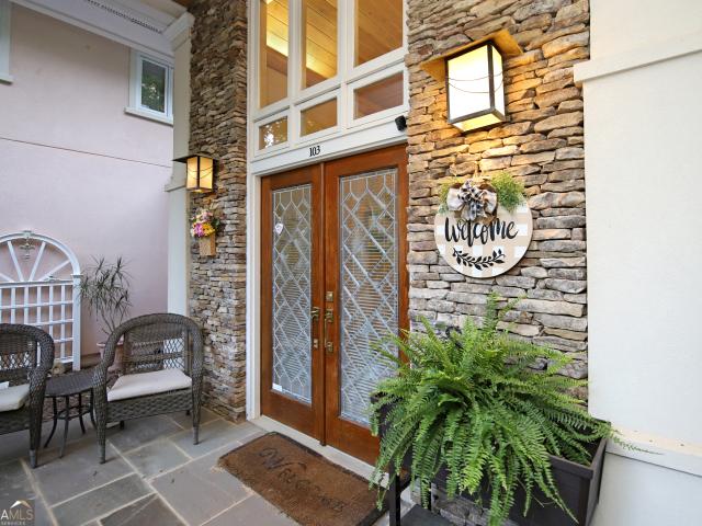 103 Canterbury Court