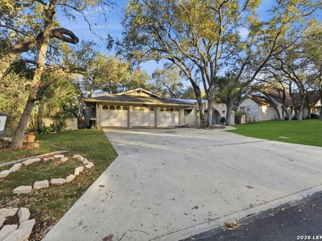 103 Castleoaks