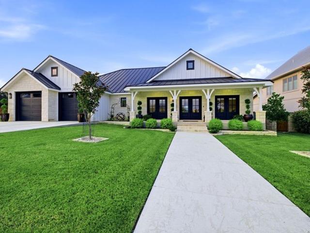 103 Chama Dr, Boerne, TX 78006