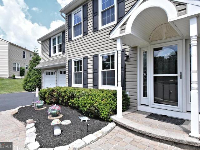103 Chaucer Court