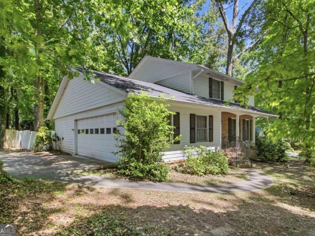 103 Creek Bed Court
