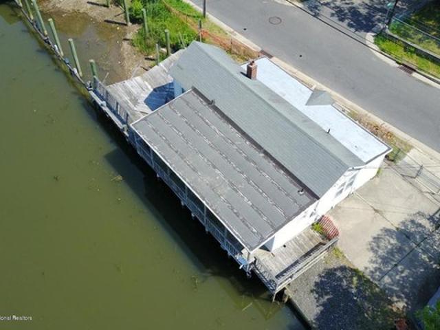 103 Creek Rd, Keansburg, NJ 07734