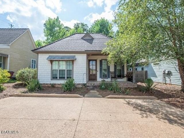 103 Creekside Cv, Starkville, MS 39759