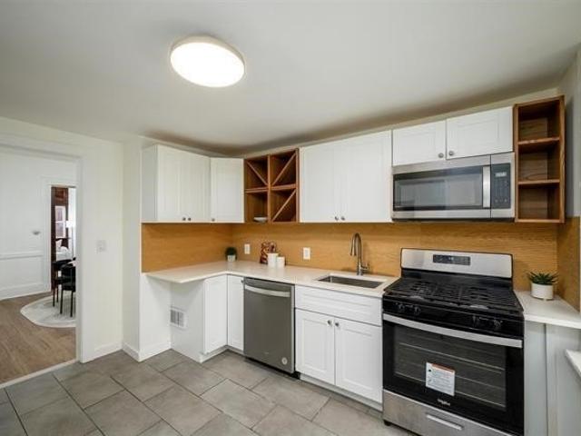 103 Crescent Ave, Jersey City, NJ 07304
