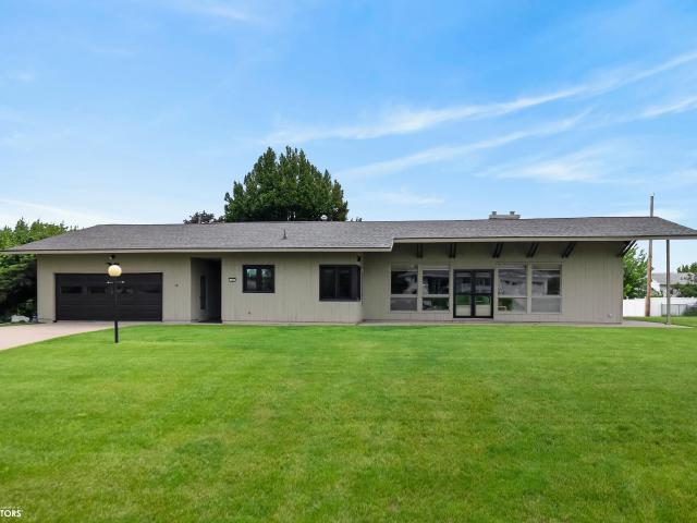 103 Crestview Drive