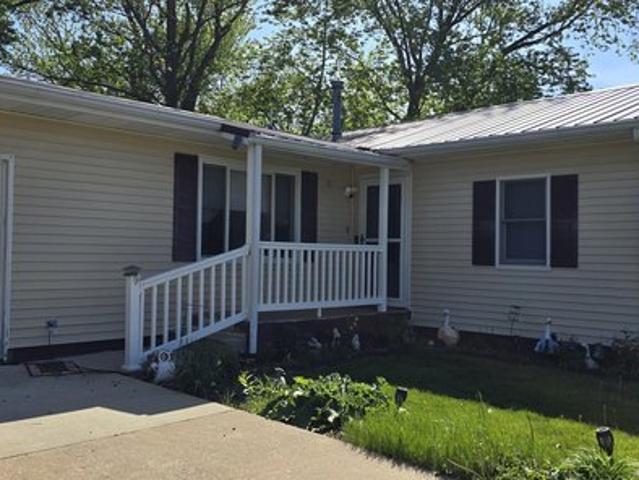 103 Angela Dr, La Harpe, IL 61450