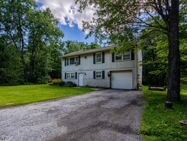 103 Alturas Rd
