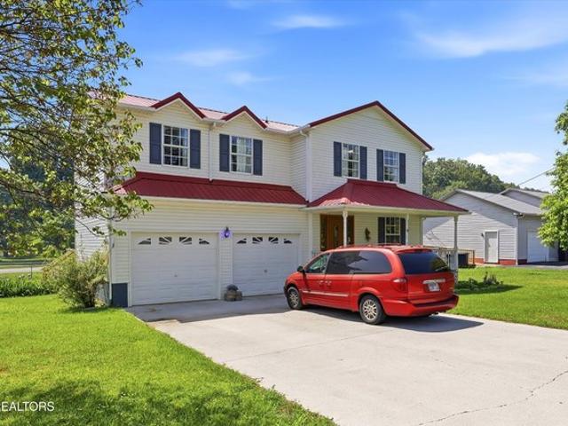 103 Ali Ln, Jacksboro, TN 37757