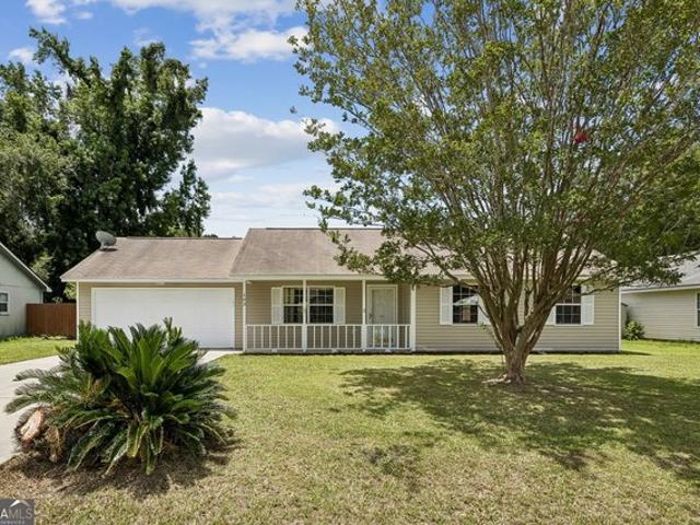 103 Almond Cir, Kingsland, GA 31548