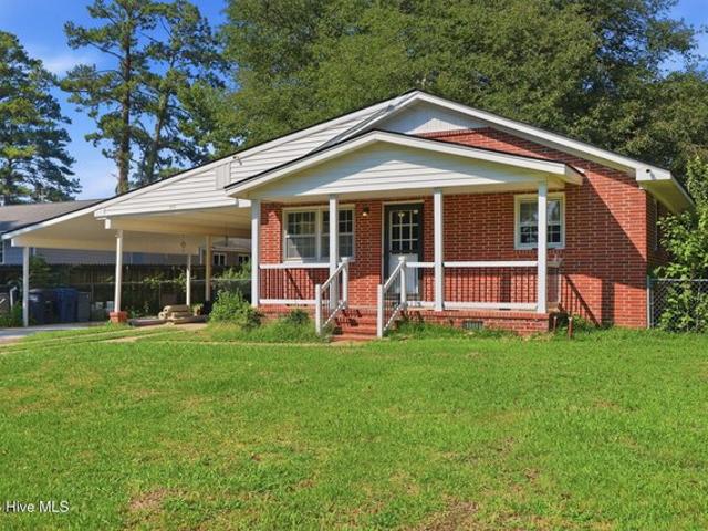 103 Arthur Ct, Jacksonville, NC 28546