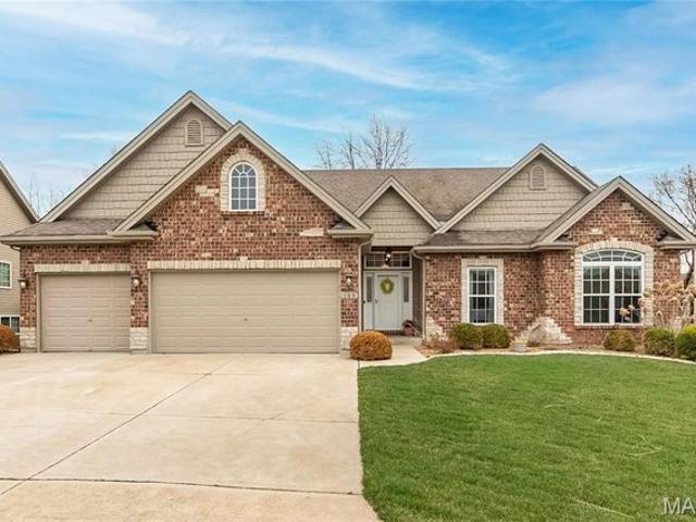 103 Auburn Trace Pt, Saint Peters, MO 63376