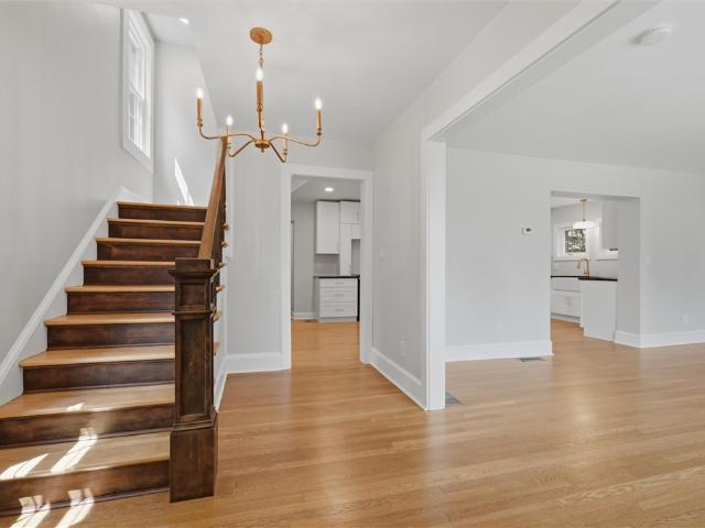 103 Belmont Rd
