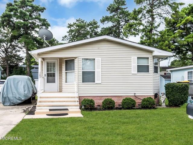 103 Briarwood Ct, Whiting, NJ 08759