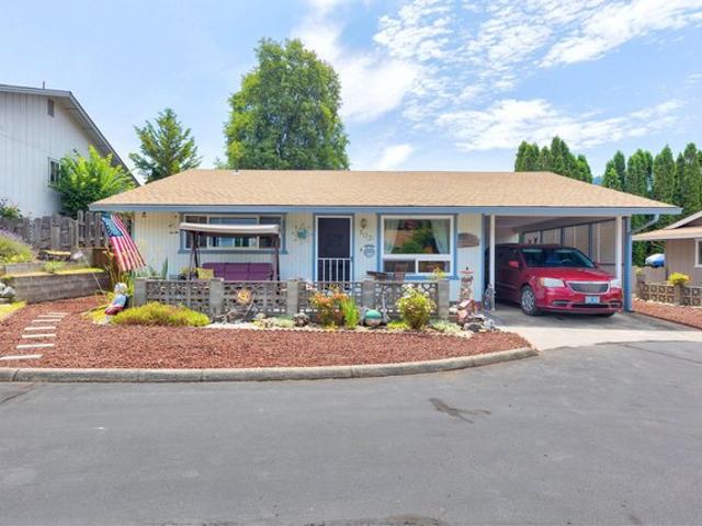103 Brookside Ct, Rogue River, OR 97537