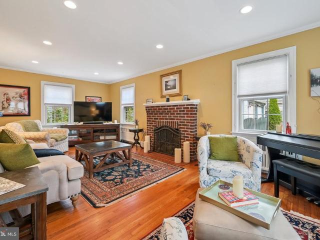 103 Burrwood