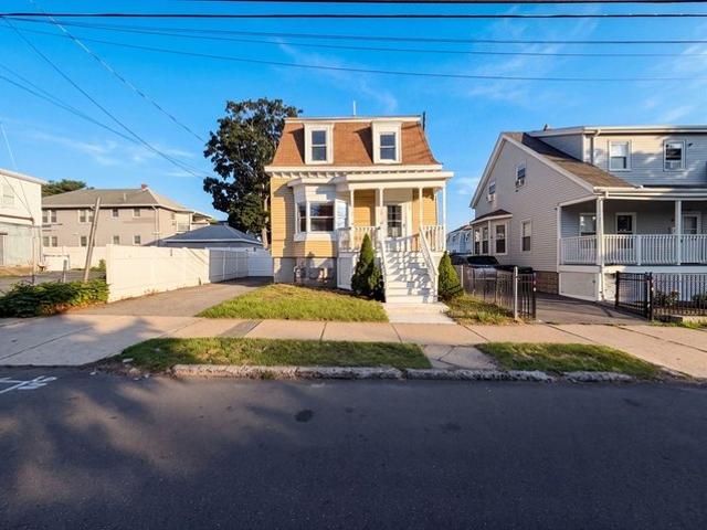 103 Goodridge St, Lynn, MA 01902