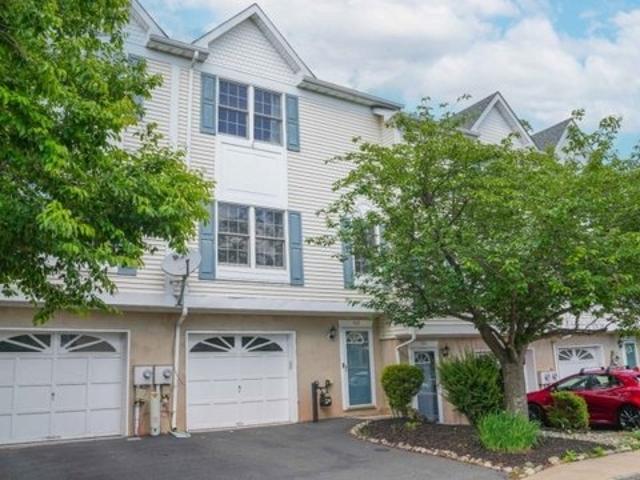 103 George Wilson Blvd, Flemington, NJ 08822