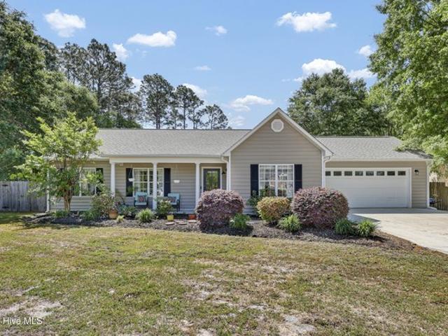 103 Greenview Ct, Hampstead, NC 28443
