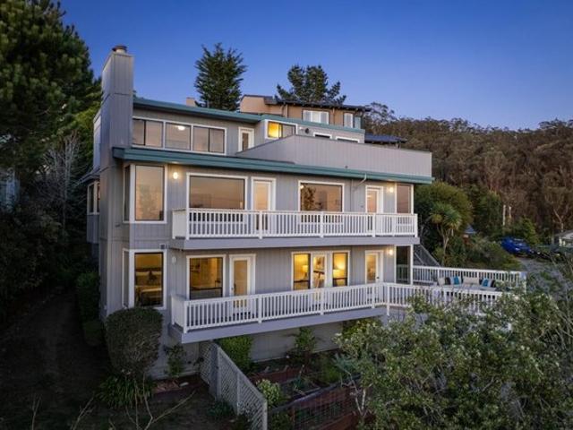 103 Dolphine Ave, El Granada, CA 94018