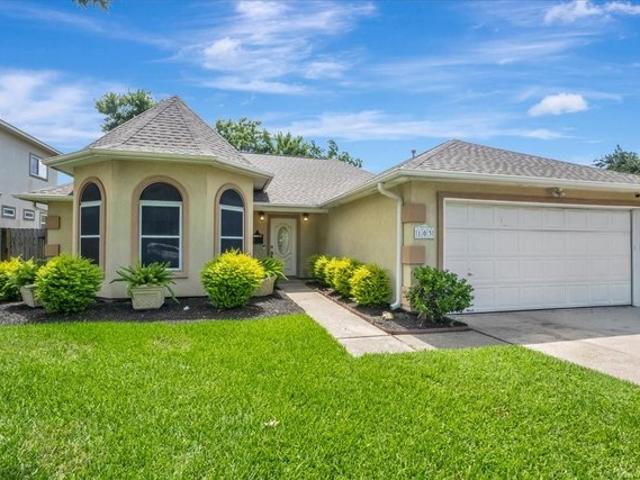 103 Denton Dr, Pasadena, TX 77586