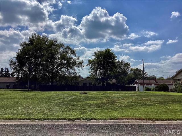 103 Draco Dr, Freeburg, IL 62243 | MLS #23053