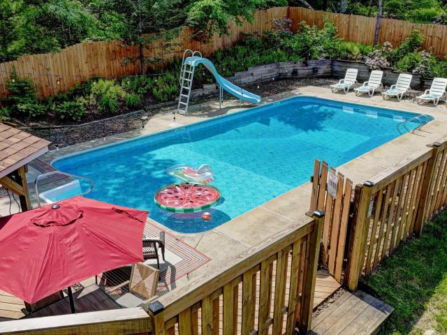 103 E Beaver Dam Road