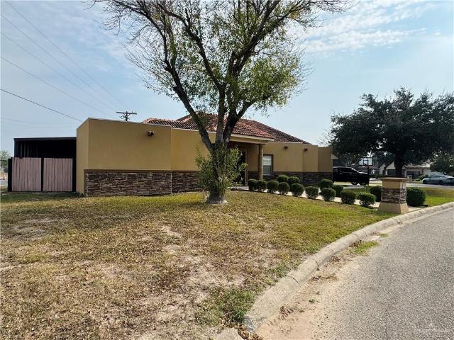 103 E Ciro Drive