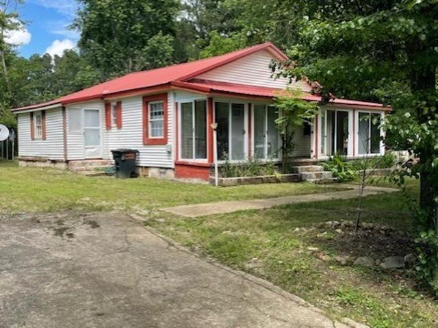 103 E High St