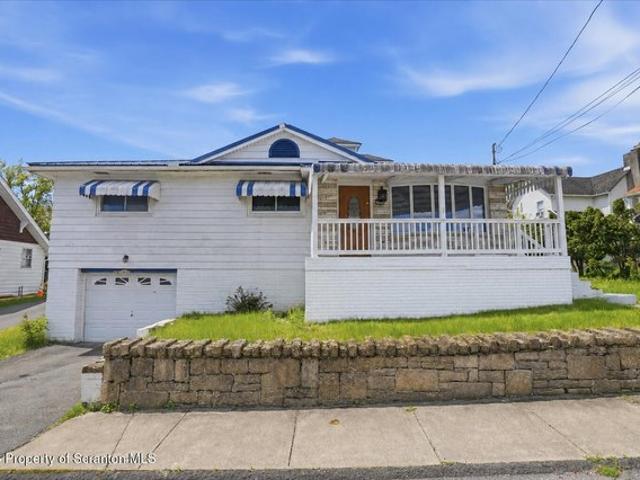 103 E Hospital St, Taylor, PA 18517