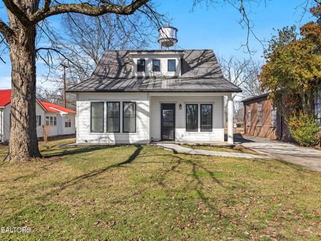 103 E Main St, Englewood, TN 37329