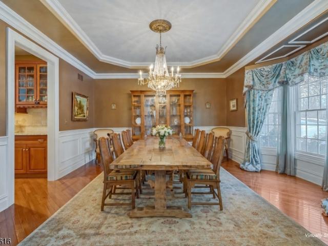 103 Emerald Valley Ln