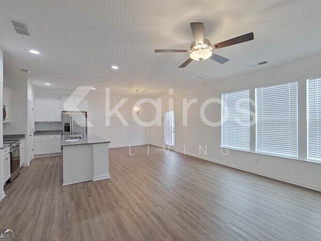 103 English Oak Lane