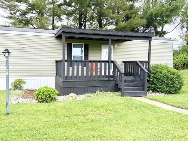 103 Eastview