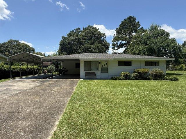 103 Elizabeth Ave, Petal, MS 39465