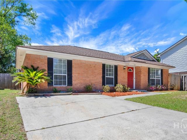 103 Forestay Court