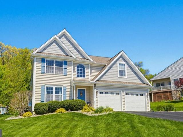 103 Fading Way, York, PA 17406