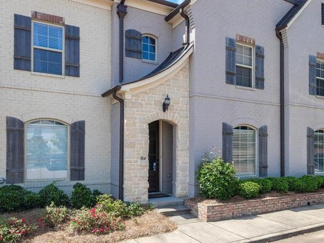 103 Farm View Dr Apt 104, Oxford, MS 38655