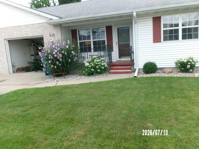 103 Fleming Ct Unit 103, Watseka, IL 60970