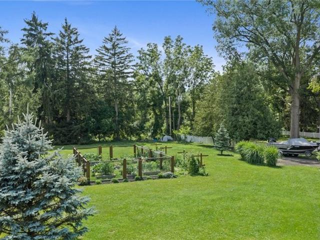 103 French Rd, Rochester, NY 14618