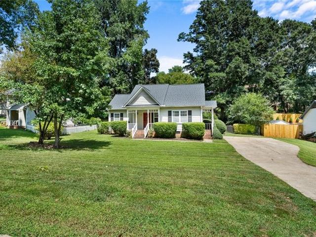103 Kestrel Ct, Taylors, SC 29687