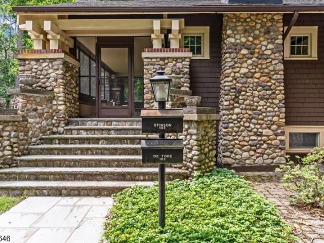 103 Kitchell Rd