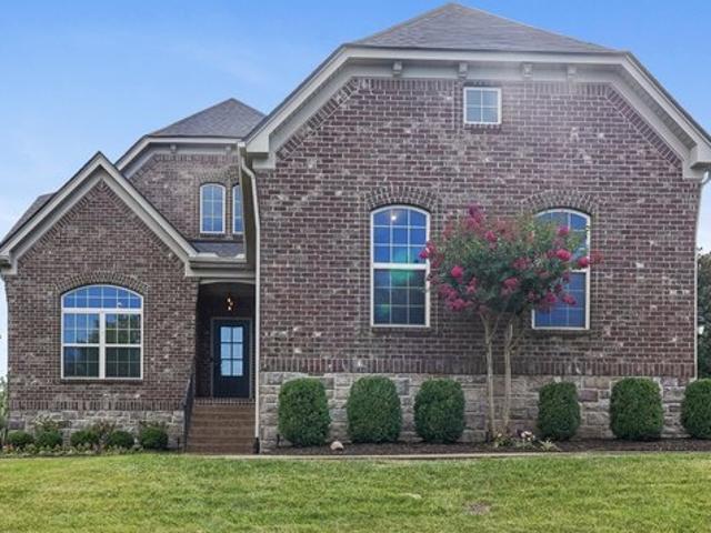 103 Houghland St, Gallatin, TN 37066