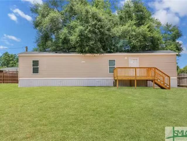103 HOLLOW OAK DR, BLOOMINGDALE, GA 31302 Single Family Reside.
