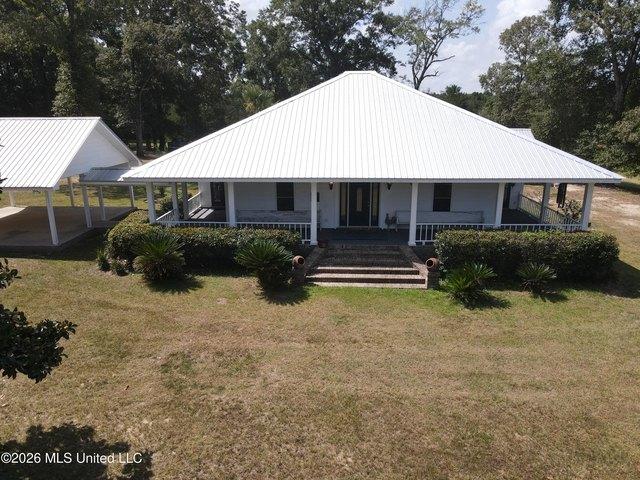 103 Harlan Davis Rd, Lumberton, MS 39455