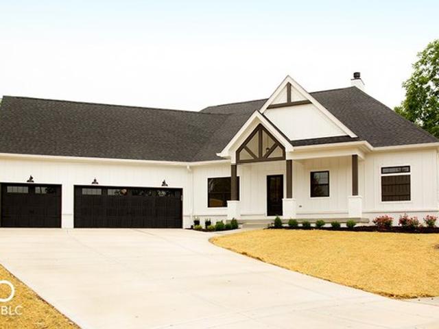 103 Hidden Glen Dr, Greenfield, IN 46140