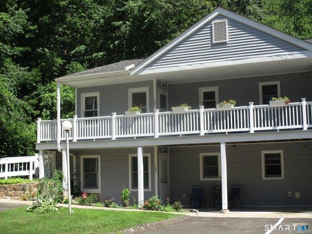 103 Hidden Knolls Cir Unit 103, Monroe, CT 06468
