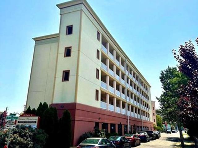 103 Irving Ave Unit 306, Colonial Beach, VA 22443